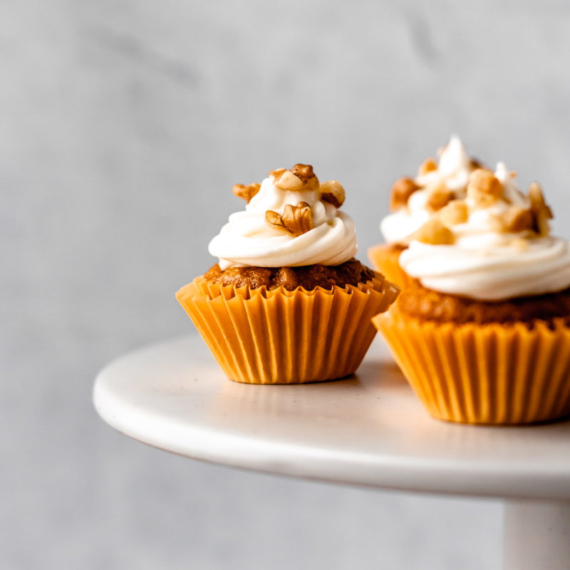 Mini Lemon Cupcakes with Lemon Buttercream Icing - Delicious Little Bites