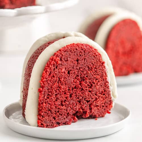 Red Velvet Pound Cake - Delicious Little Bites